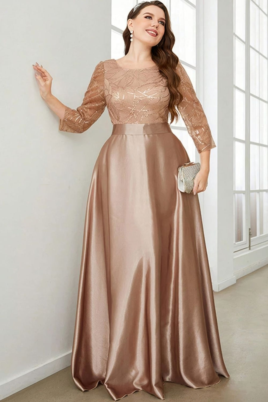 Robe Beige Chic pour Invitée au Mariage | Étoile Nuptiale – Etoile Nuptiale